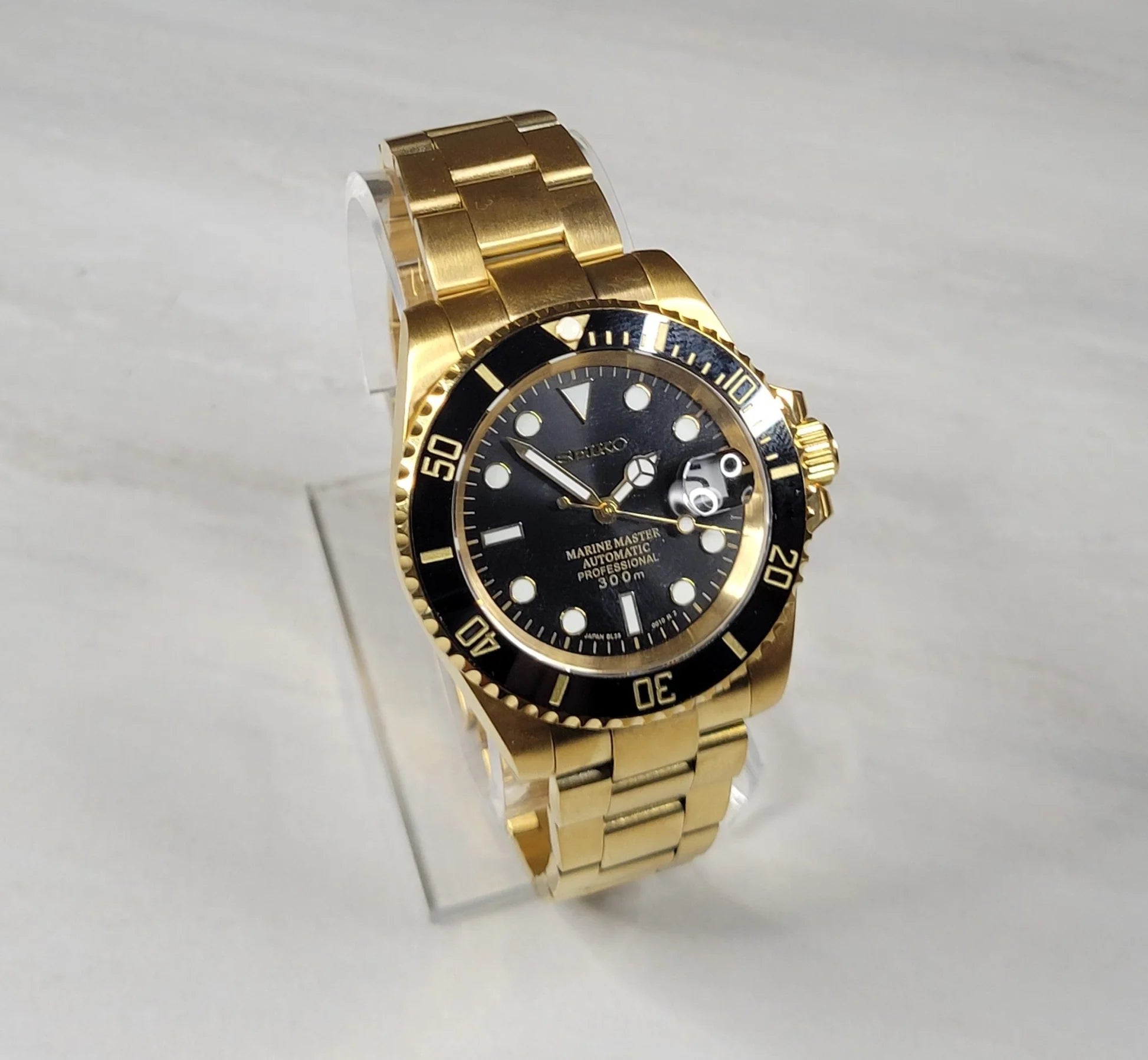 Seiko Marine Master Mod ‘Full Gold’ 40 – NH35 Mod Watch Shop